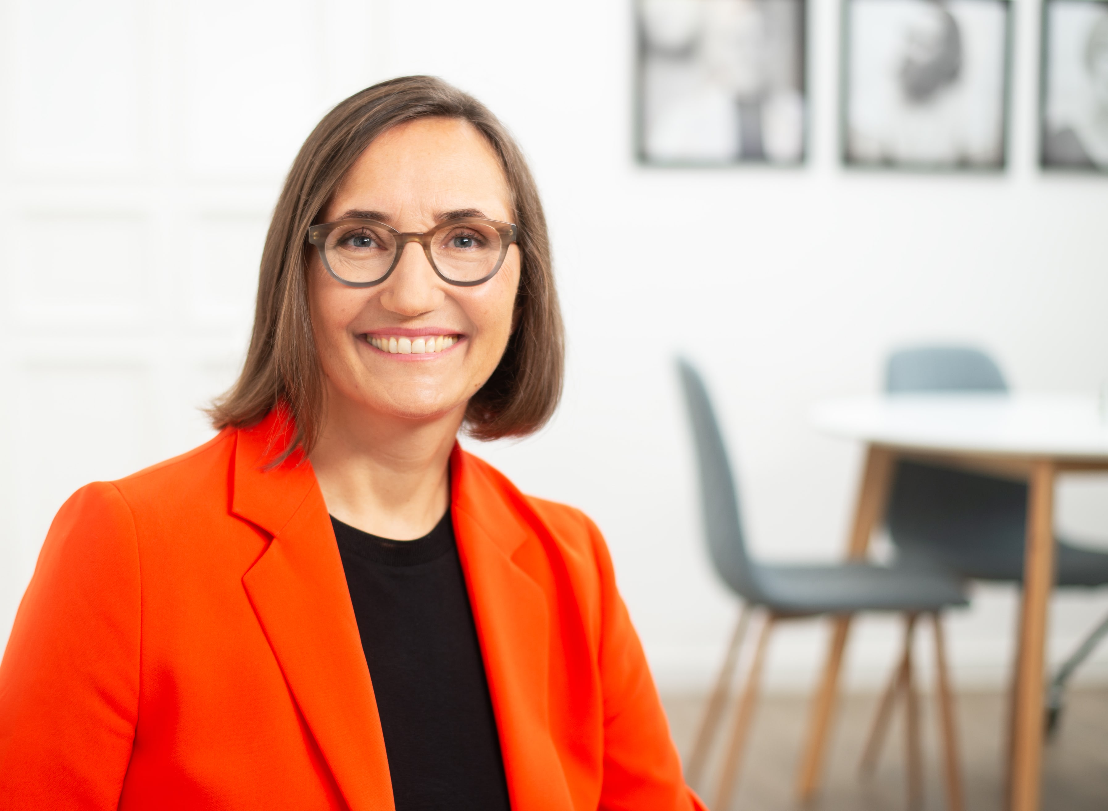 Geschäftsführerin Dr. Andrea Huber verlässt ANGA Der Breitbandverband e ...